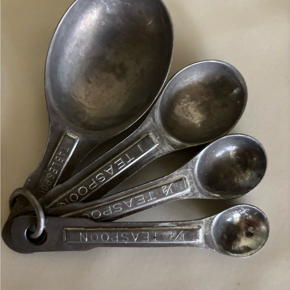 Kitchen | Vintage Measuring Spoon Set | Poshmark